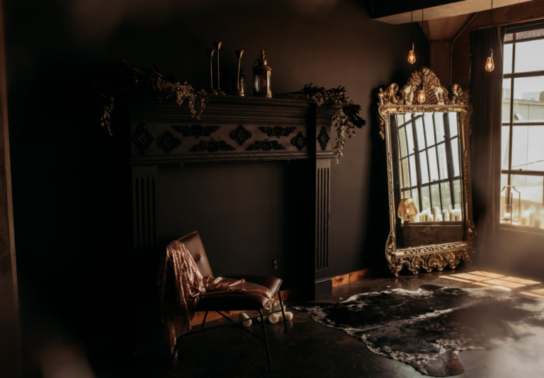 Best Dallas Photography Studios for Boudoir - royallunephoto.com